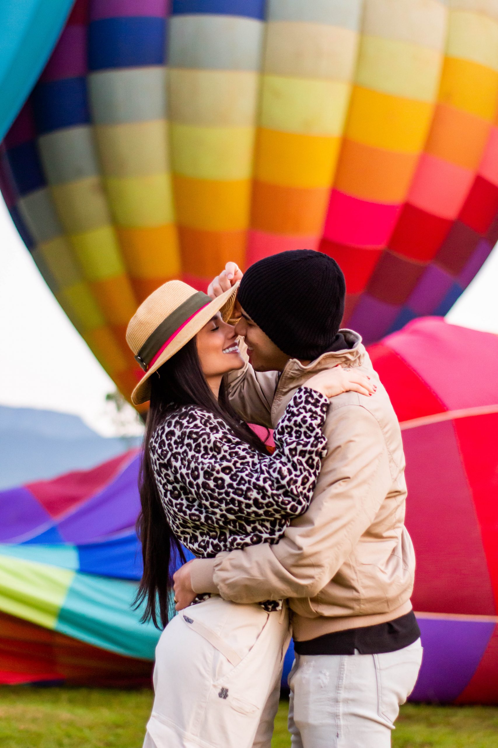 Zé Vaqueiro comemora aniversário de 23 anos em viagem com a esposa ...