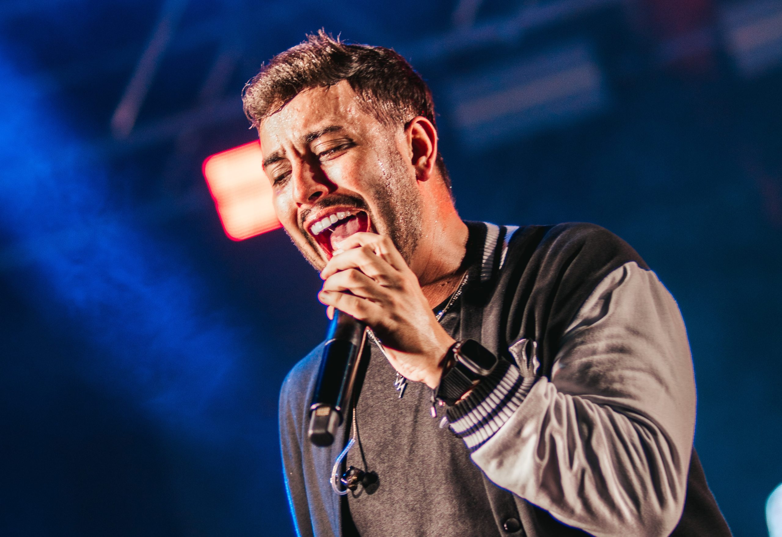 Cantor Litto Lins lança EP “Metade Amor” e explora nova fase na ...